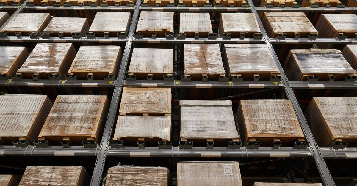 Gaylord vs. Standard Cardboard Boxes: What’s the Difference?